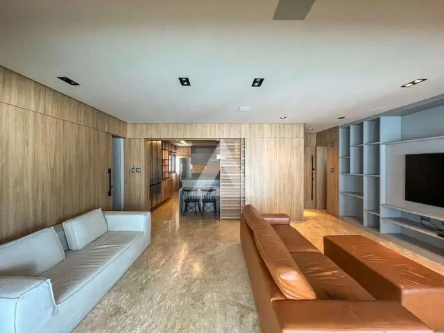 Apartamento para Venda em Salvador/BA Caminho das Árvores 4 Quartos