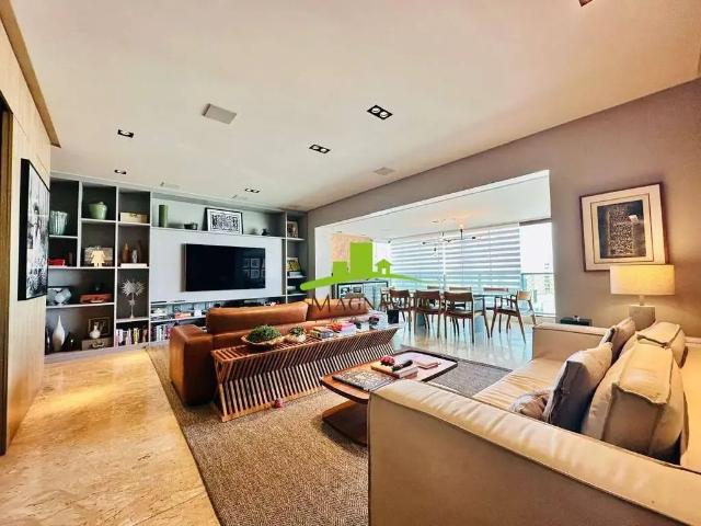 Apartamento para Venda em Salvador/BA Caminho das Árvores 4 Quartos