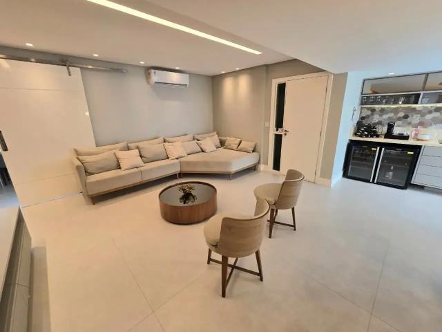 Apartamento para Venda em Salvador/BA Caminho das Árvores