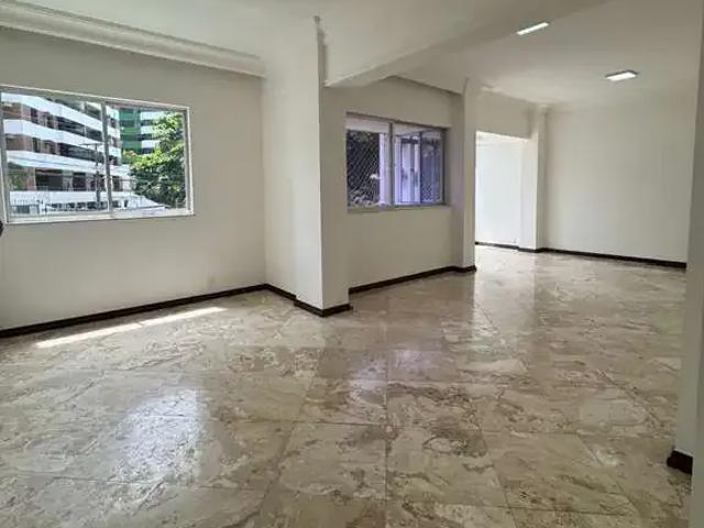 Apartamento para Venda em Salvador/BA Caminho das Árvores 3 Quartos