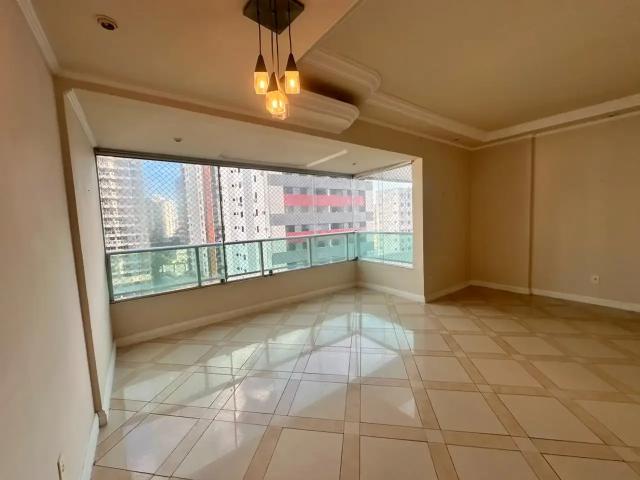 Apartamento para Venda em Salvador/BA Caminho das Árvores 3 Quartos