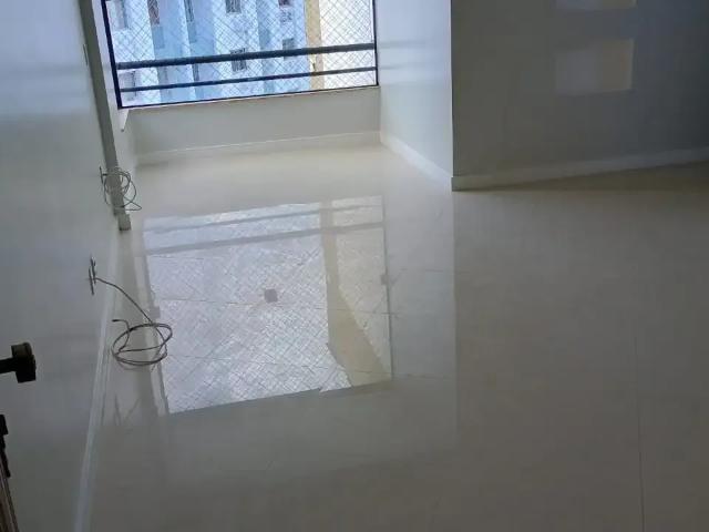 Apartamento para Venda em Salvador/BA Candeal 3 Quartos