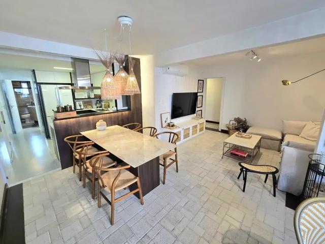 Apartamento para Venda em Salvador/BA Candeal 3 Quartos