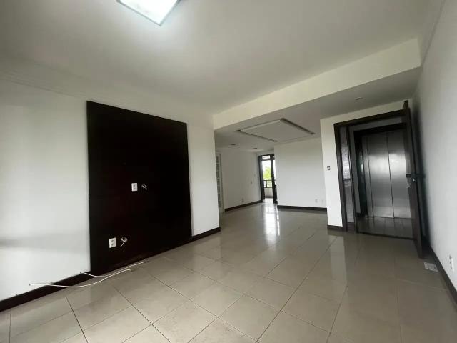 Apartamento para Venda em Salvador/BA Cidade Jardim 4 Quartos