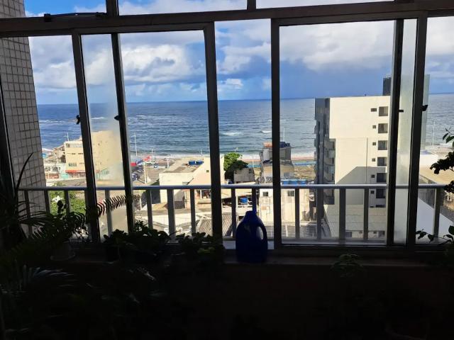 Apartamento para Venda em Salvador/BA Amaralina 3 Quartos