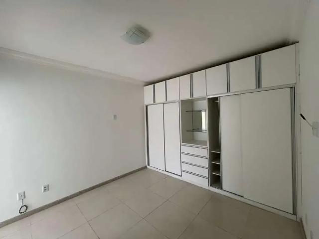 Apartamento para Venda em Salvador/BA Amaralina 3 Quartos
