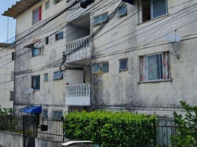 Apartamento para Venda em Salvador/BA Águas Claras 2 Quartos