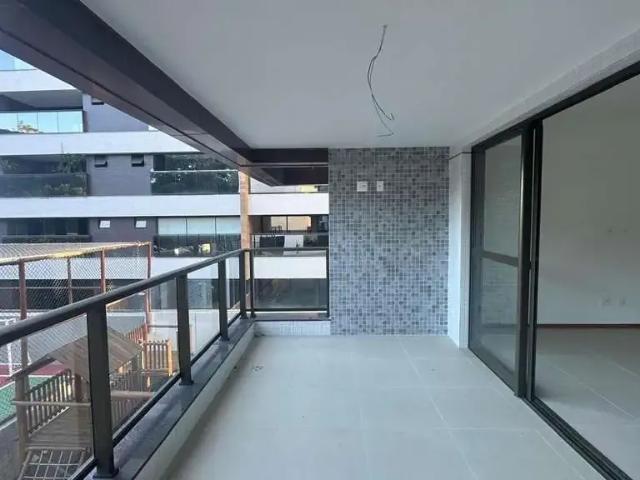Apartamento para Venda em Salvador/BA Alphaville I 3 Quartos