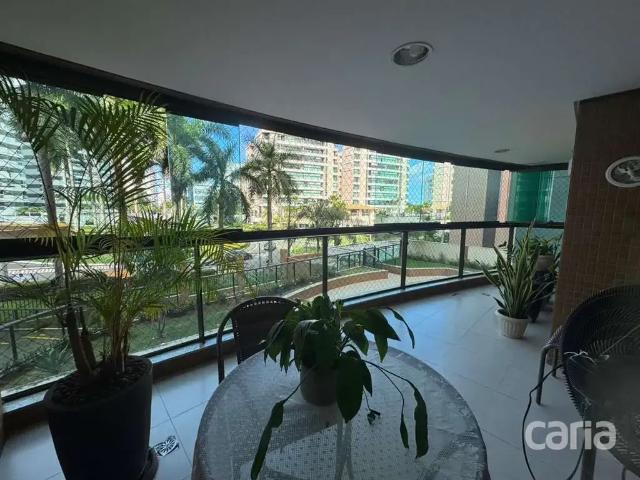 Apartamento para Venda em Salvador/BA Alphaville I 4 Quartos