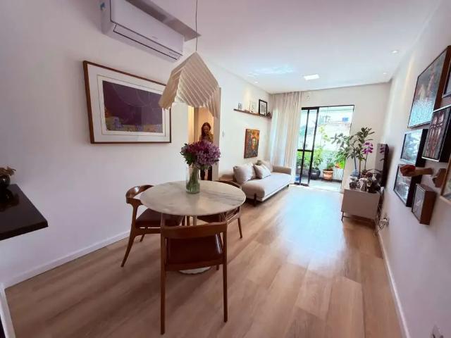 Apartamento para Venda em Salvador/BA Armação 2 Quartos