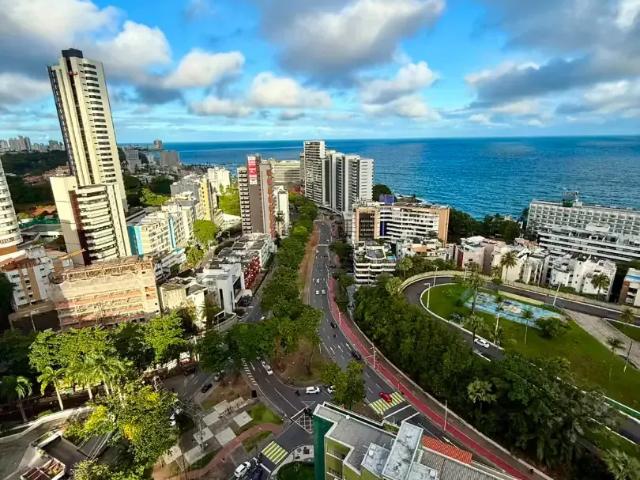 Apartamento para Venda em Salvador/BA Barra 3 Quartos