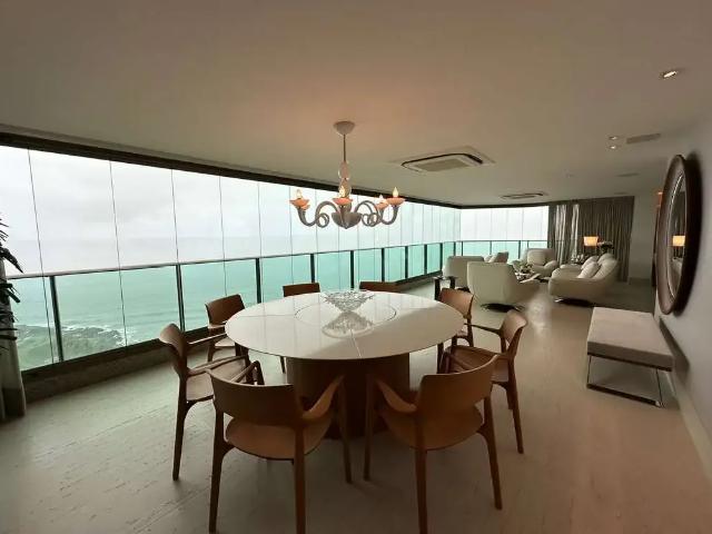 Apartamento para Venda em Salvador/BA Barra 4 Quartos