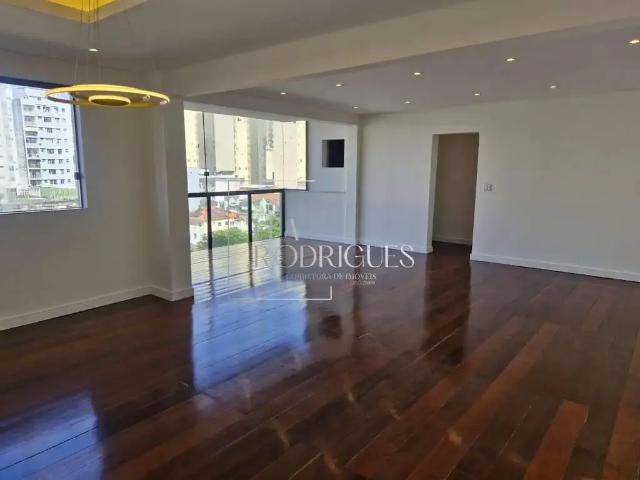 Apartamento para Venda em Salvador/BA Vitória 4 Quartos