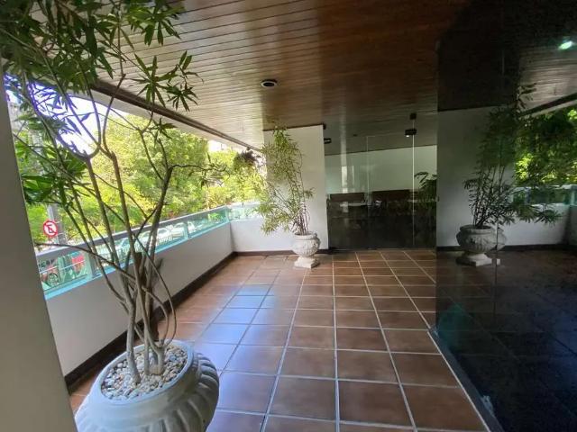 Apartamento para Venda em Salvador/BA Graça 3 Quartos