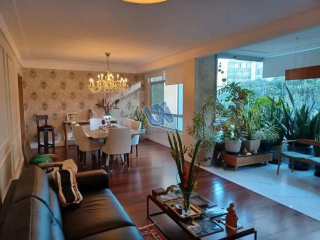 Apartamento para Venda em Salvador/BA Graça 3 Quartos