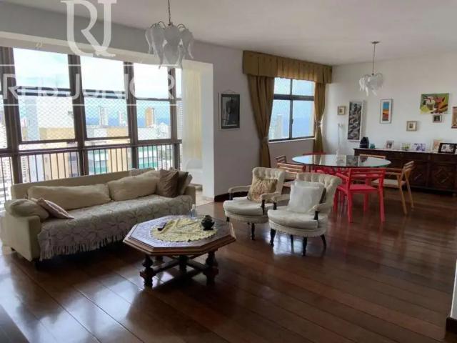 Apartamento para Venda em Salvador/BA Graça 4 Quartos