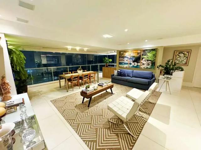 Apartamento para Venda em Salvador/BA Graça 4 Quartos