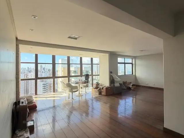 Apartamento para Venda em Salvador/BA Graça 4 Quartos