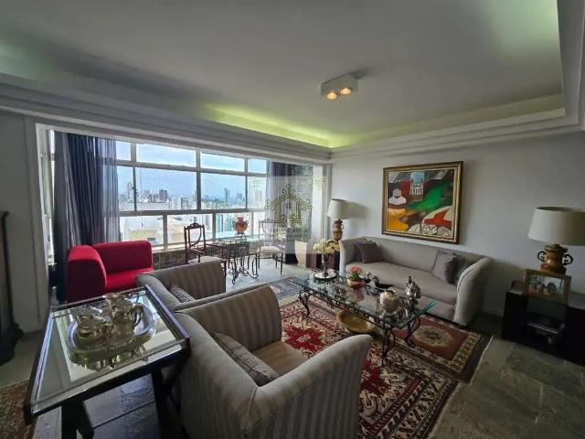 Apartamento para Venda em Salvador/BA Graça 4 Quartos