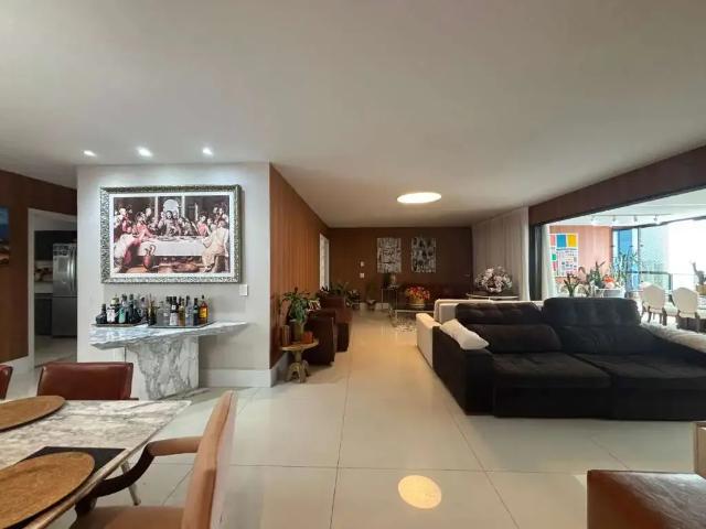 Apartamento para Venda em Salvador/BA Graça 4 Quartos