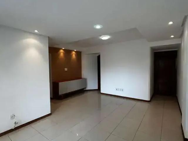 Apartamento para Venda em Salvador/BA Itaigara 4 Quartos