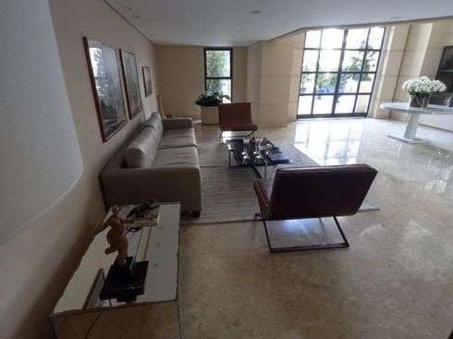 Apartamento para Venda em Salvador/BA Itaigara 5 Quartos