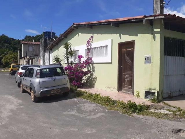Apartamento para Venda em Salvador/BA Itapuã 4 Quartos