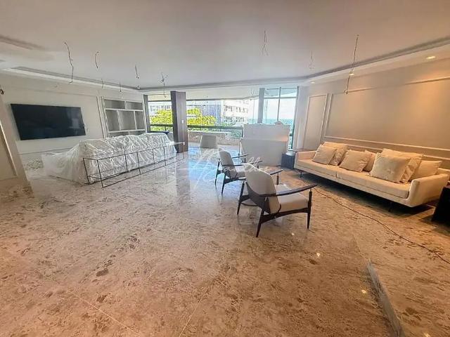 Apartamento para Venda em Salvador/BA Ondina 3 Quartos