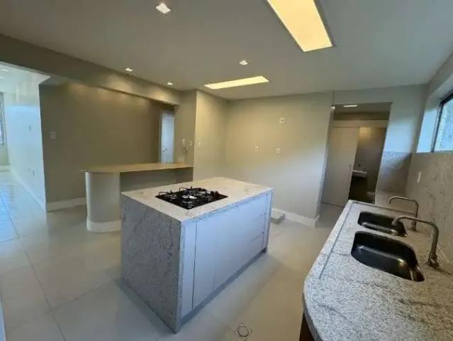 Apartamento para Venda em Salvador/BA Ondina 3 Quartos