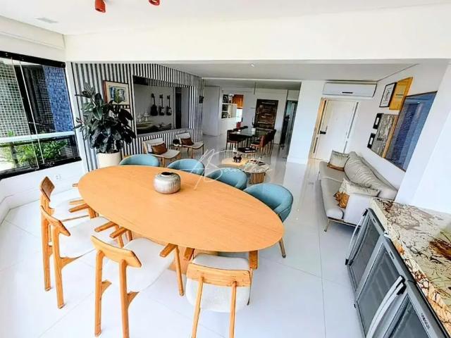 Apartamento para Venda em Salvador/BA Ondina 3 Quartos