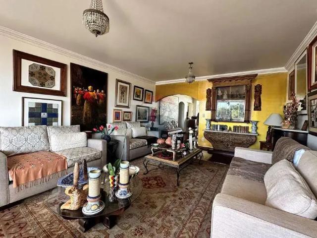 Apartamento para Venda em Salvador/BA Ondina 4 Quartos