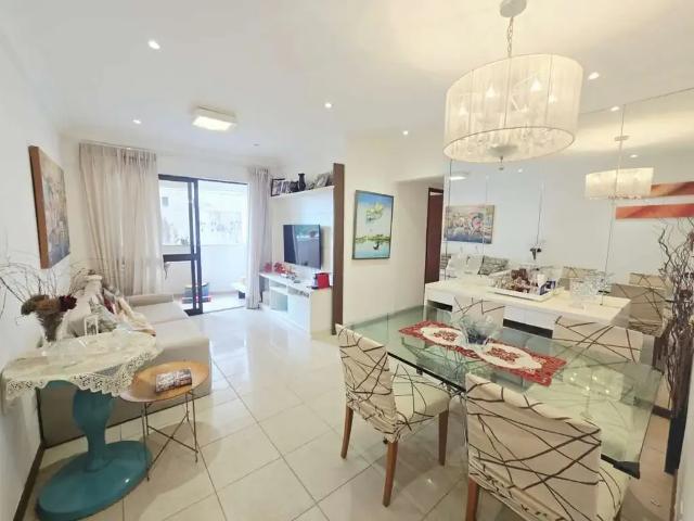 Apartamento para Venda em Salvador/BA Stiep 3 Quartos