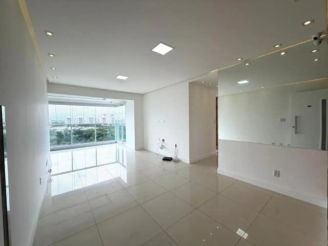 Apartamento para Venda em Salvador/BA Patamares 3 Quartos