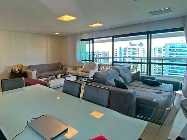 Apartamento para Venda em Salvador/BA Paralela 3 Quartos