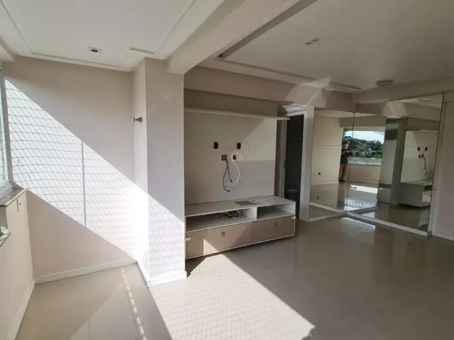 Apartamento para Venda em Salvador/BA Paralela 2 Quartos