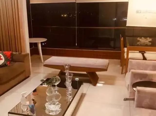 Apartamento para Venda em Salvador/BA Paralela 4 Quartos