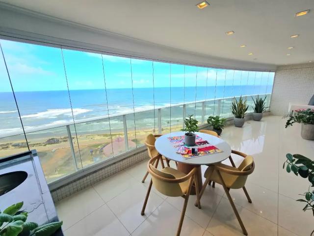 Apartamento para Venda em Salvador/BA Pituaçu 4 Quartos