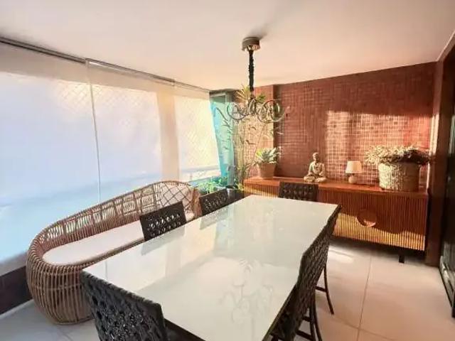 Apartamento para Venda em Salvador/BA Pituaçu 4 Quartos