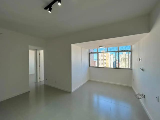 Apartamento para Venda em Salvador/BA Pituba 2 Quartos