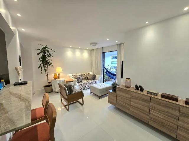 Apartamento para Venda em Salvador/BA Pituba 3 Quartos