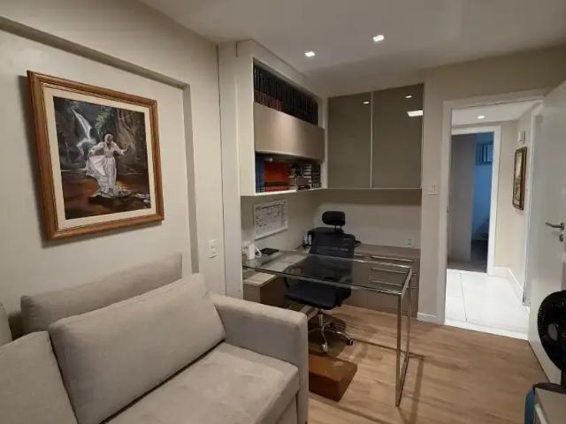 Apartamento para Venda em Salvador/BA Pituba 3 Quartos