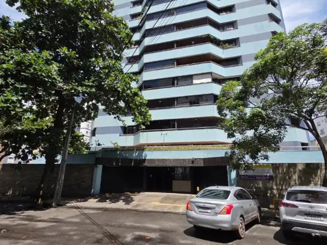 Apartamento para Venda em Salvador/BA Pituba 3 Quartos