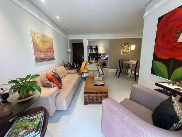 Apartamento para Venda em Salvador/BA Pituba 3 Quartos