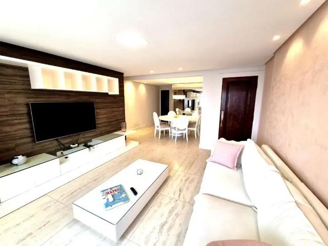 Apartamento para Venda em Salvador/BA Pituba 3 Quartos