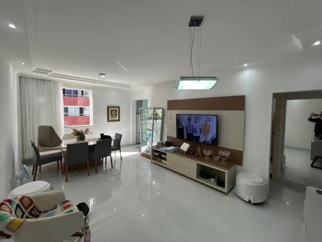 Apartamento para Venda em Salvador/BA Pituba 3 Quartos