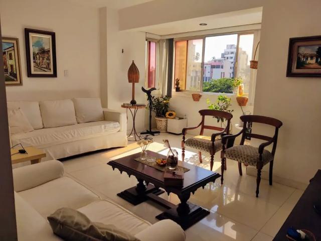 Apartamento para Venda em Salvador/BA Pituba 3 Quartos