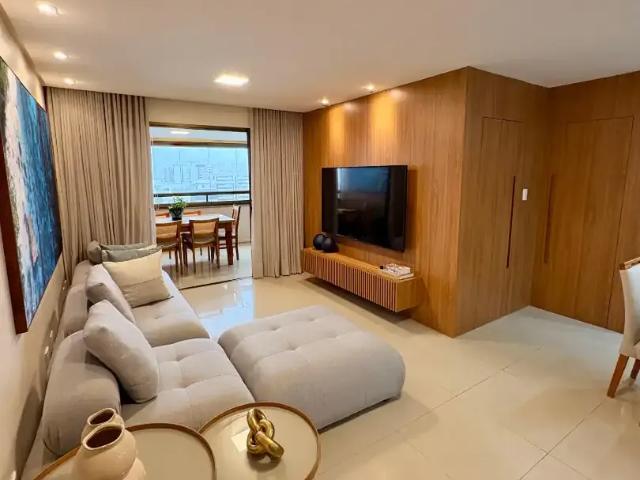 Apartamento para Venda em Salvador/BA Pituba 4 Quartos