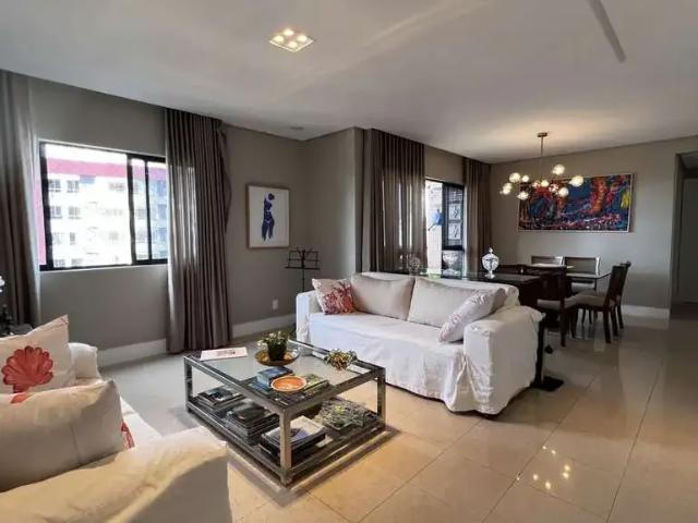 Apartamento para Venda em Salvador/BA Pituba 4 Quartos