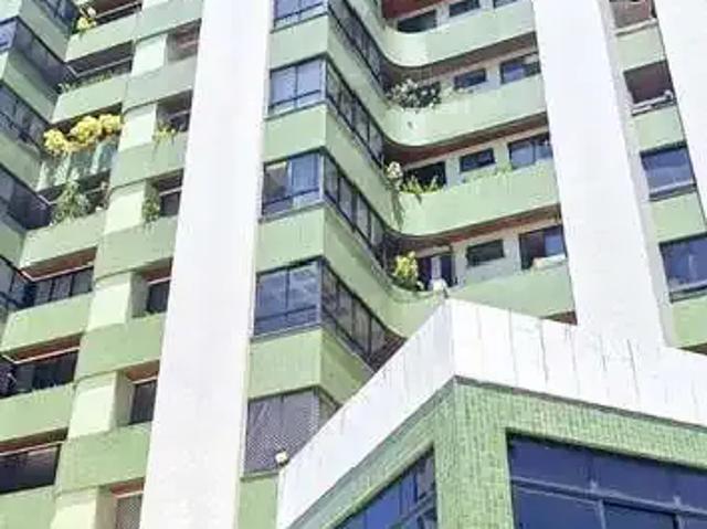 Apartamento para Venda em Salvador/BA Pituba 4 Quartos