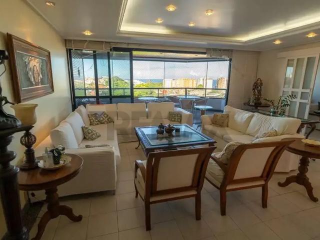 Apartamento para Venda em Salvador/BA Rio Vermelho 4 Quartos